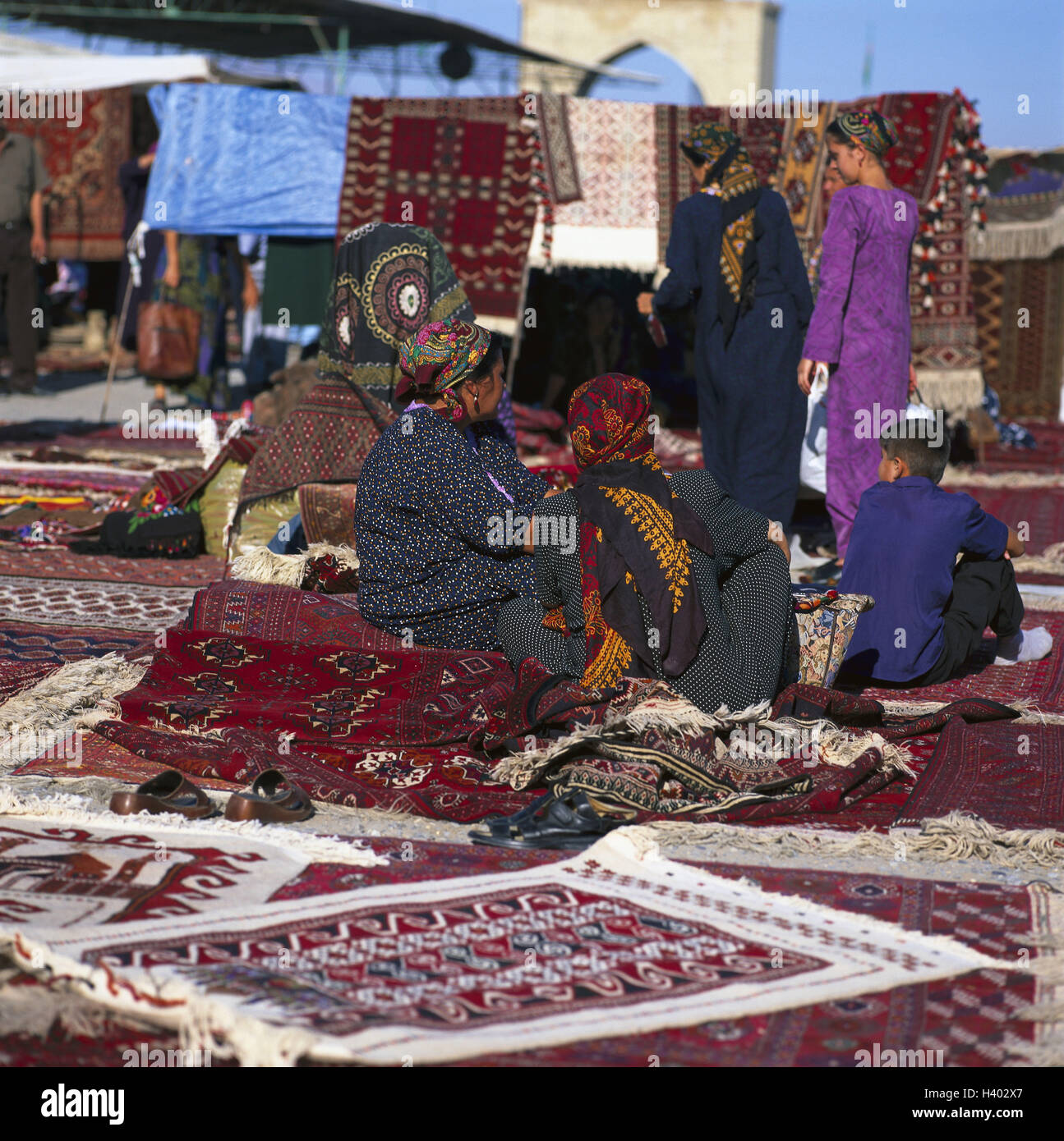 Turkmen carpets hi-res stock photography and images - Alamy
