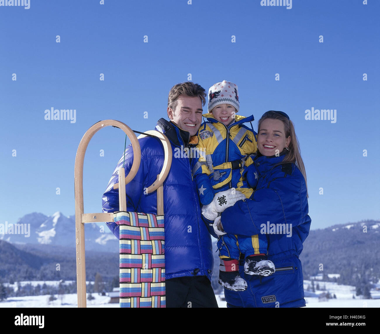 Family scenery hi-res stock photography and images - Alamy