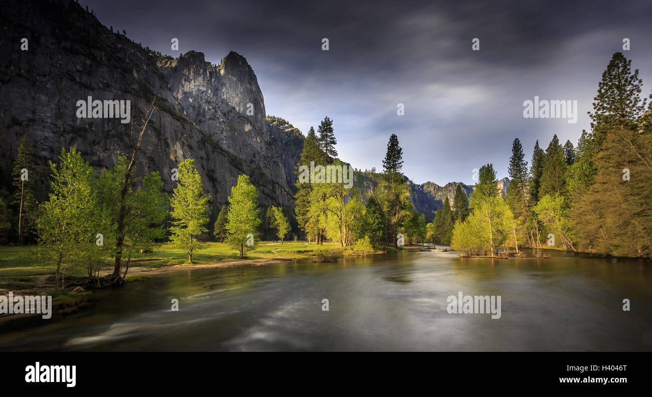 Merced river landscape, Yosemite Valley, California, United States ...