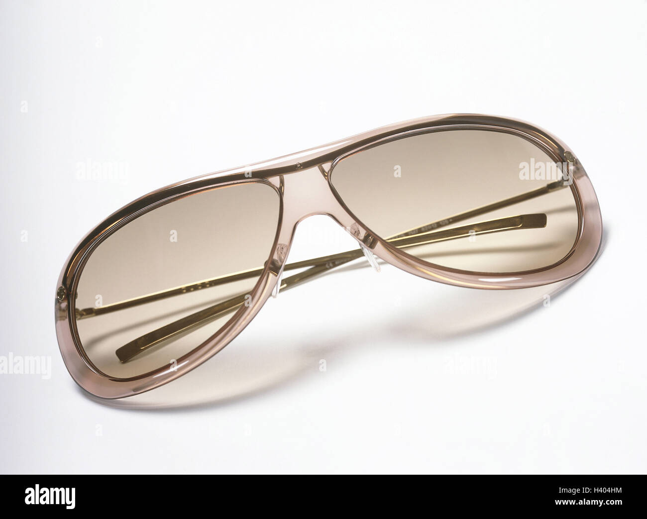 Sunglasses optics, glasses, lenses, visual help, ocular protection, the ...