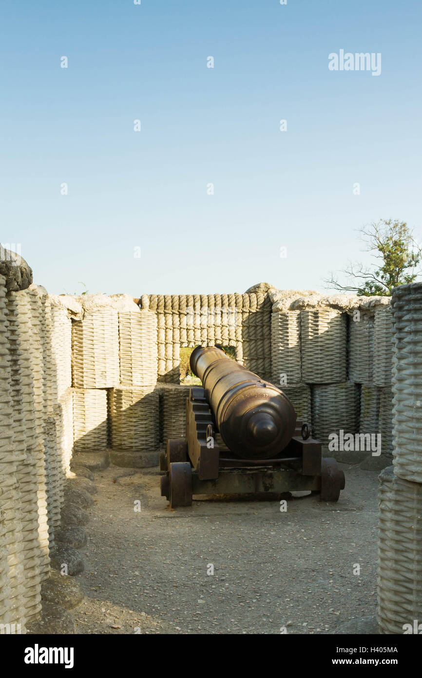 Gun weapons on the street in the summer Stock Photo - Alamy
