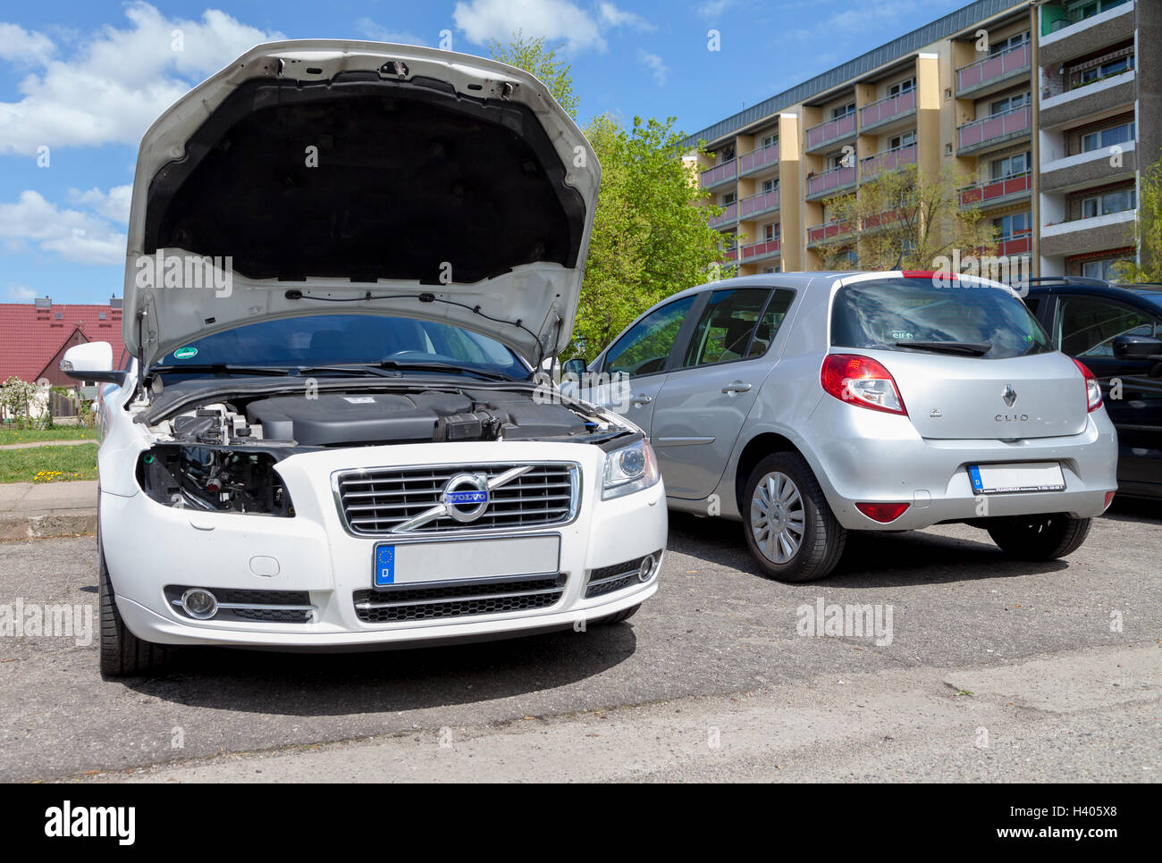 Volvo s80 car engine hi-res stock photography and images - Alamy