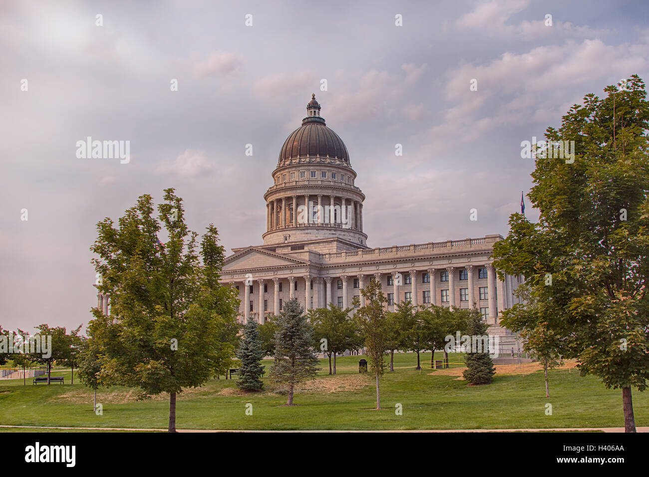 Utah state capitol at sunset hi-res stock photography and images - Alamy