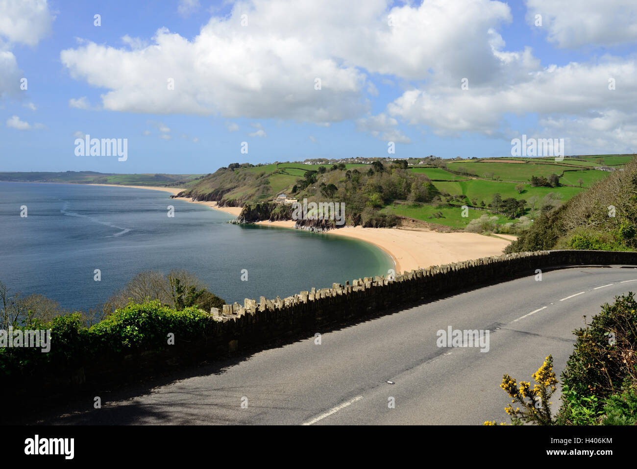 Blackpool sands devon road hi-res stock photography and images - Alamy