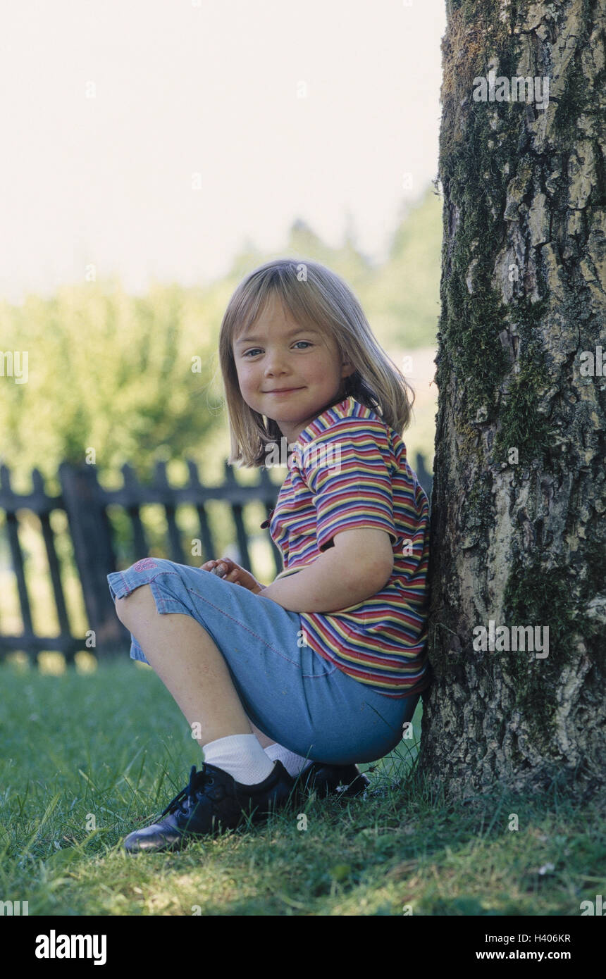 Garden, tree, girl, lean, happy, meadow, fence, trunk, child, 6 years ...