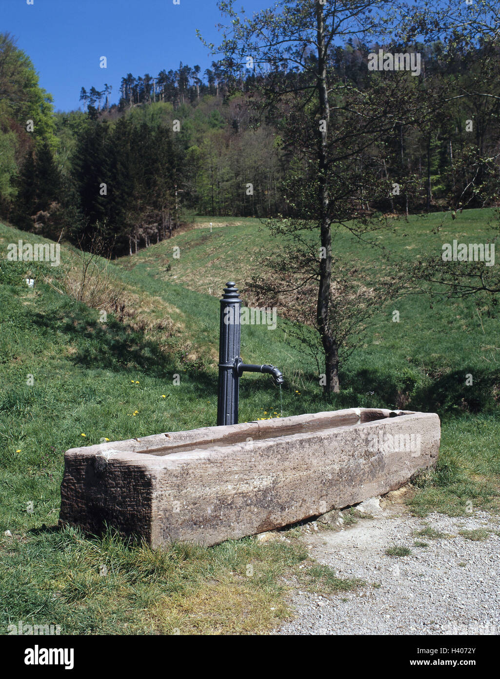 Water trough stone hi-res stock photography and images - Alamy