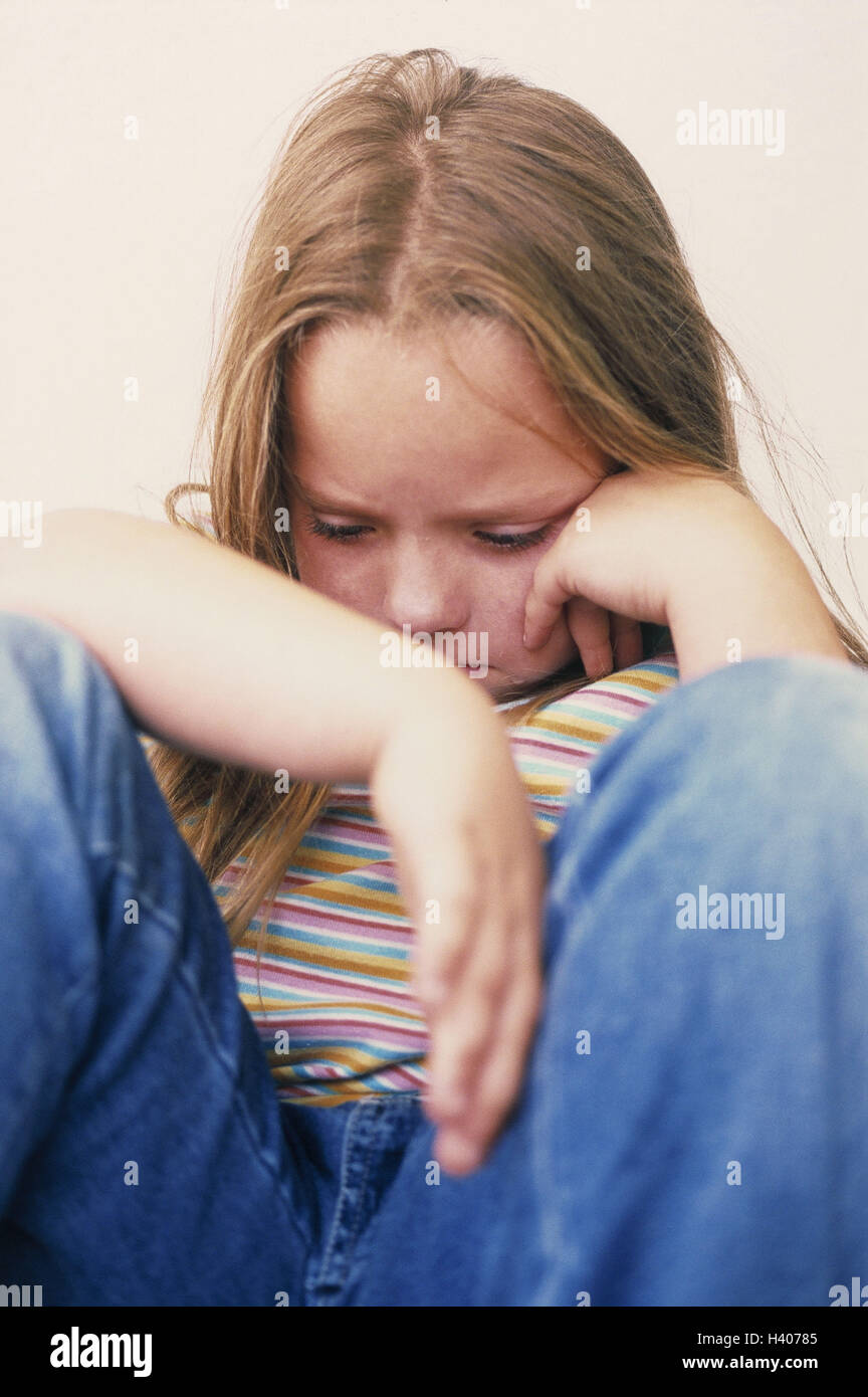 Child, girl, sadly, cry, disappointment 7 years, sulk, is disappointing ...