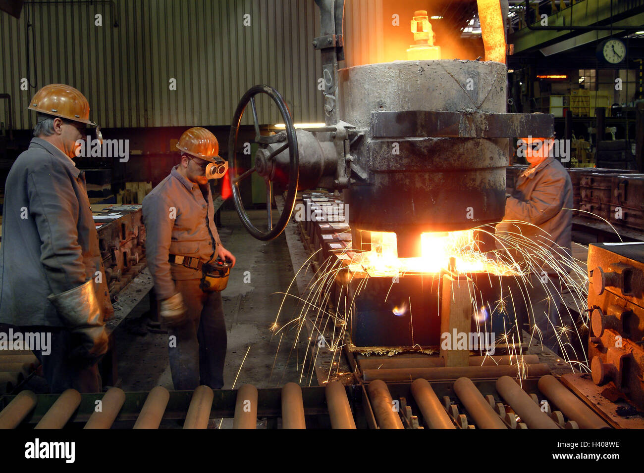 Form foundry hi-res stock photography and images - Alamy