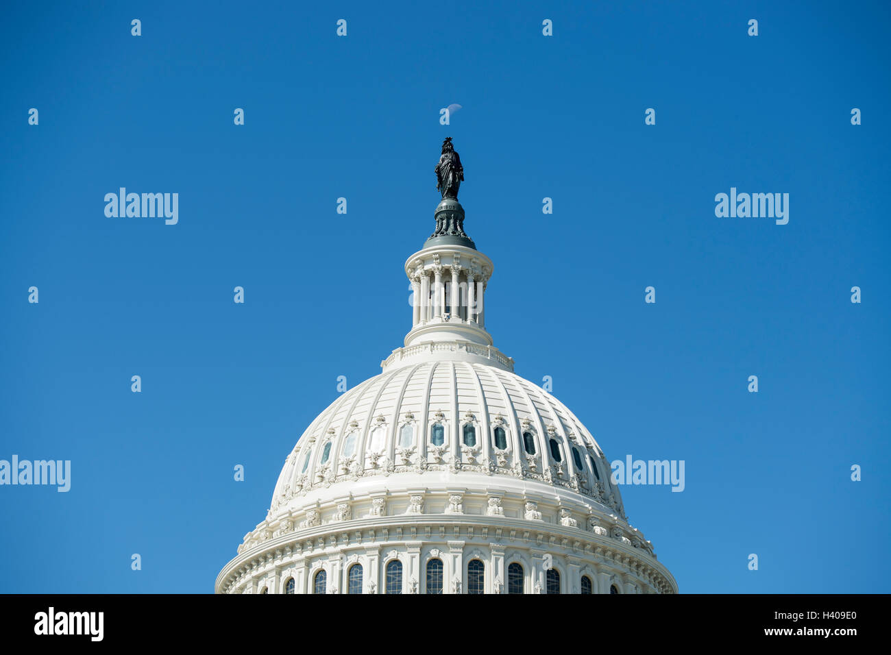 Statue of freedom, capitol building hi-res stock photography and images ...
