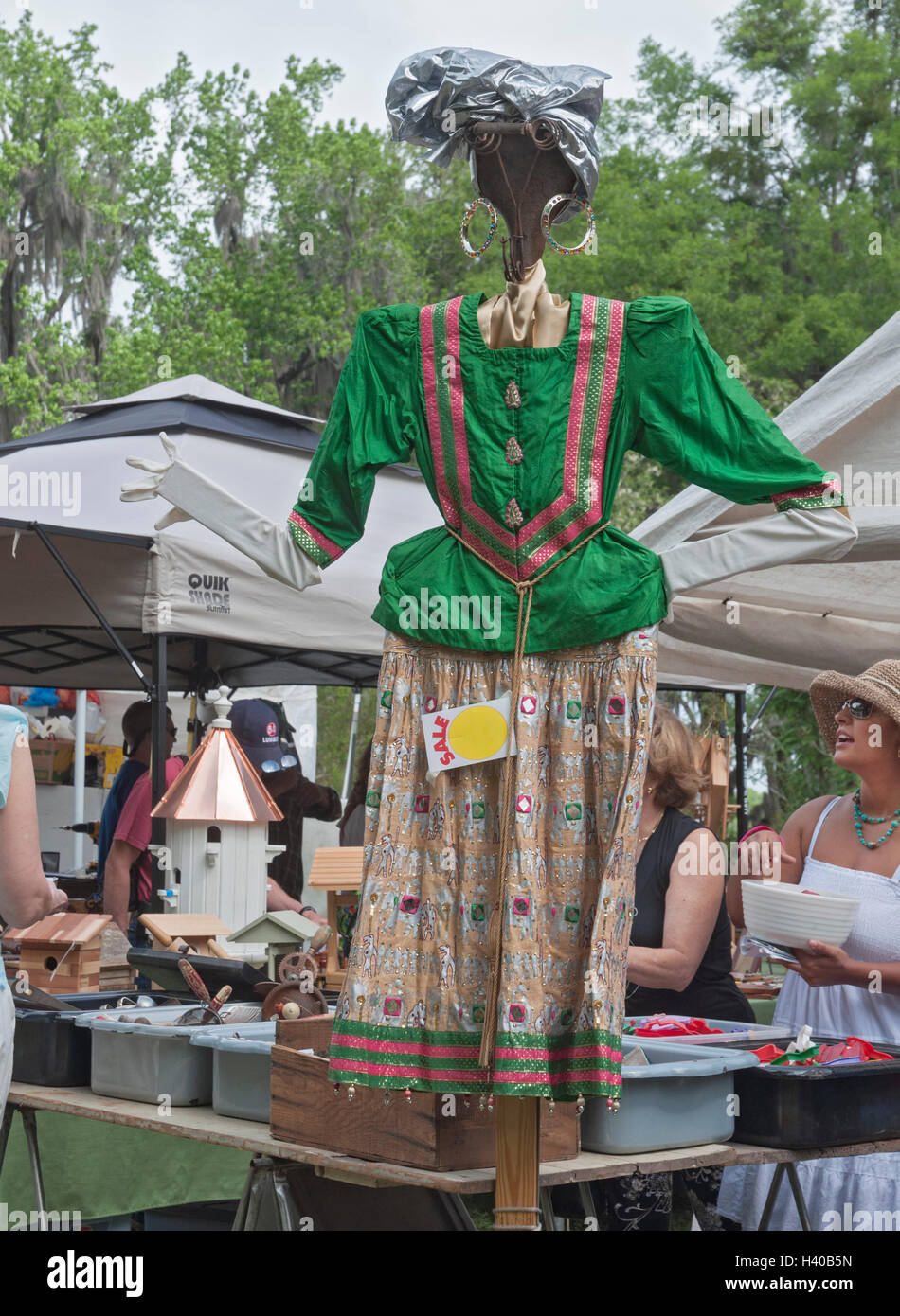 Spring garden festival in a Florida garden Stock Photo - Alamy