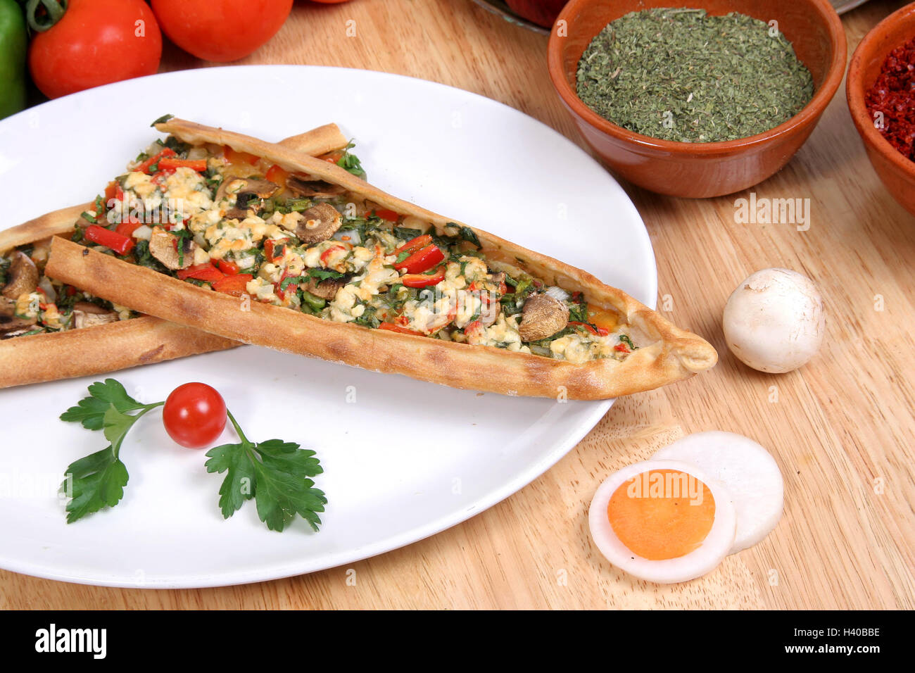 Cheese pide hi-res stock photography and images - Alamy