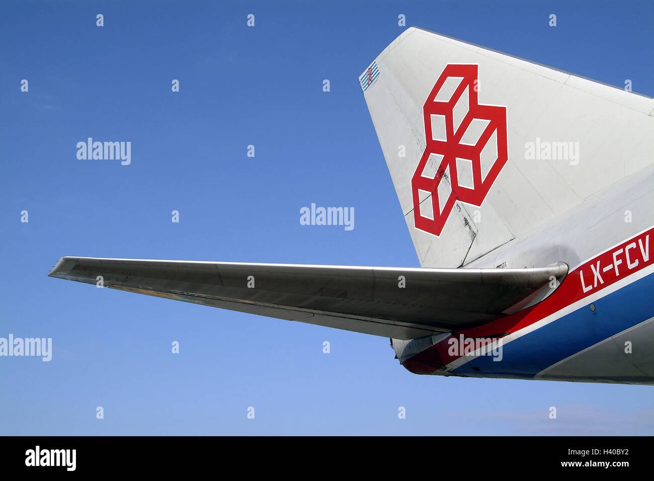 Boeing 747 400 tail hi-res stock photography and images - Alamy