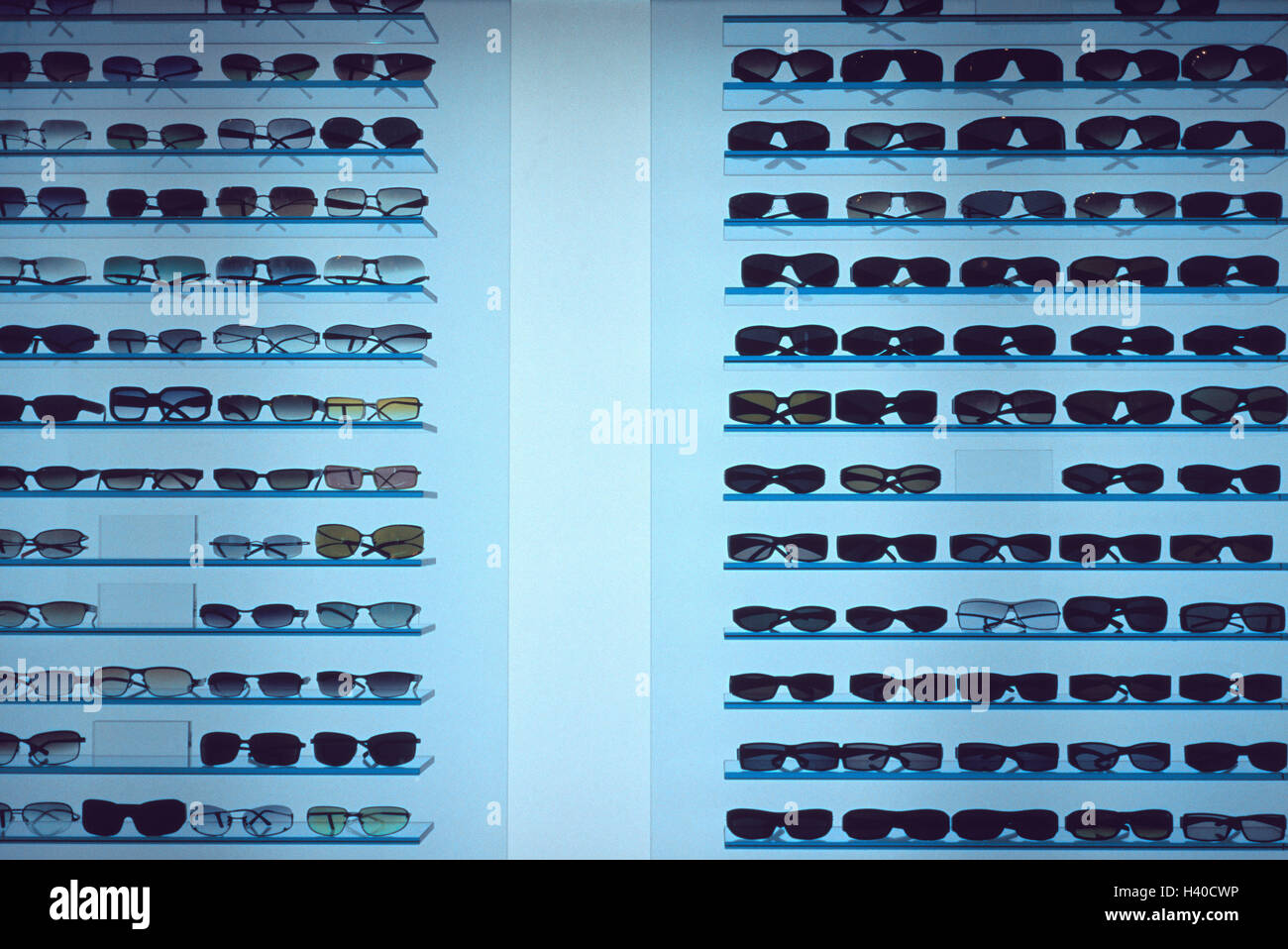 Business economy hi-res stock photography and images - Alamy