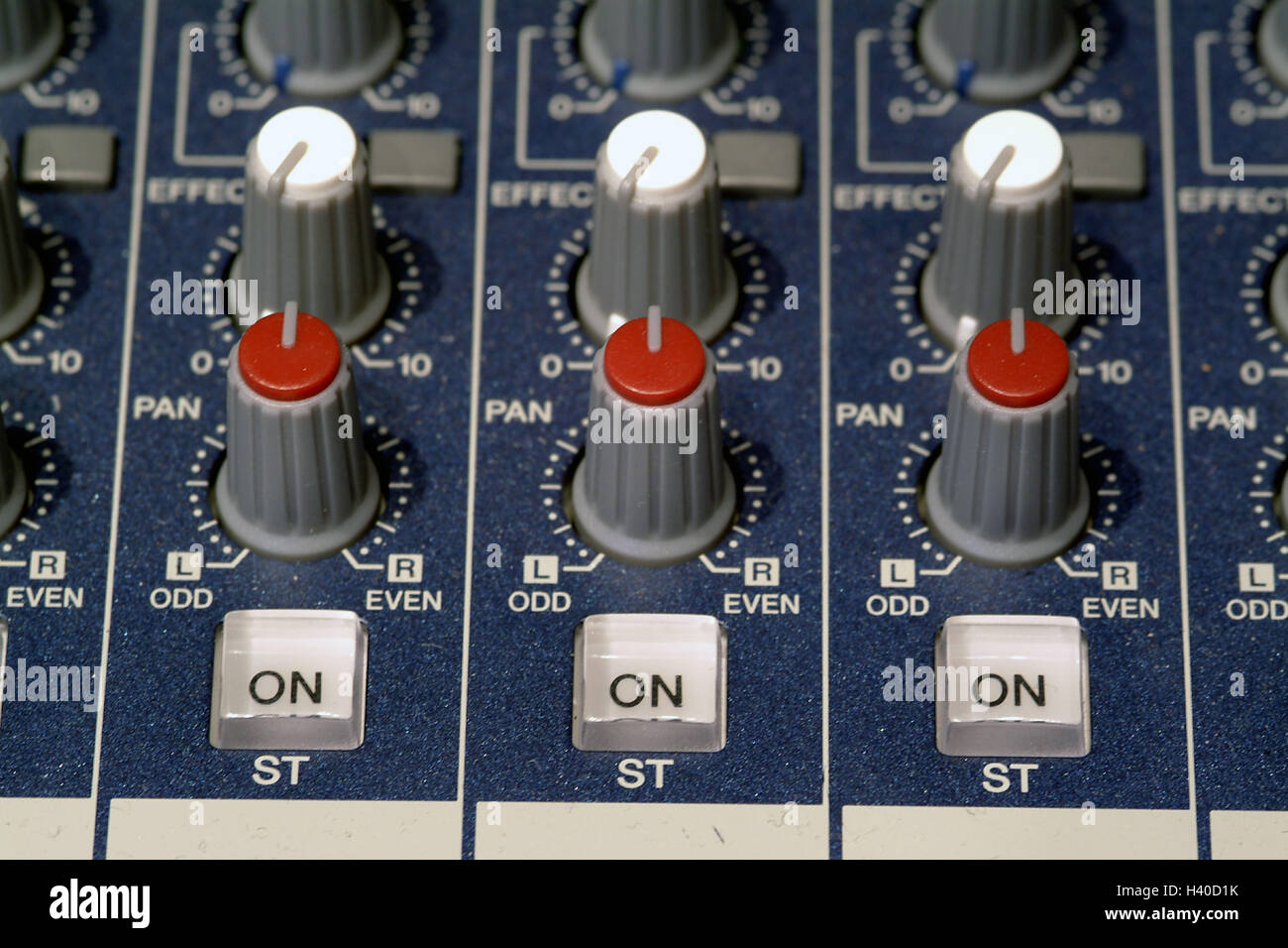 Tone mixed writing desk, regulator, detail, soundstage, mixed writing ...