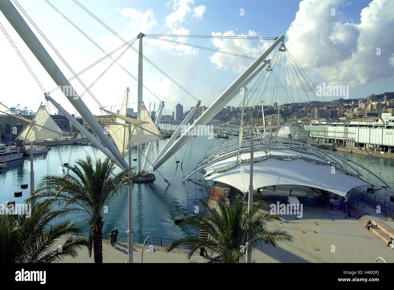 Italy, Liguria, Genoa, town view, harbour, ex-bottom building, Il ...