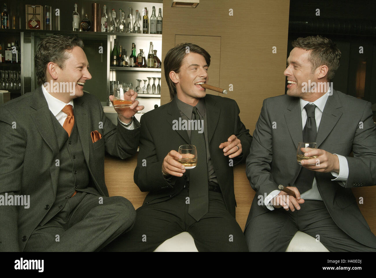 Cash, counter, business people, cigars smoke, whisky, drink, business ...