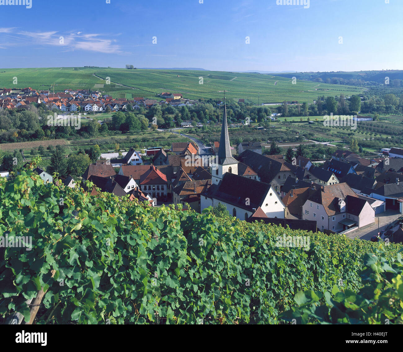 Ash village at the main hi-res stock photography and images - Alamy