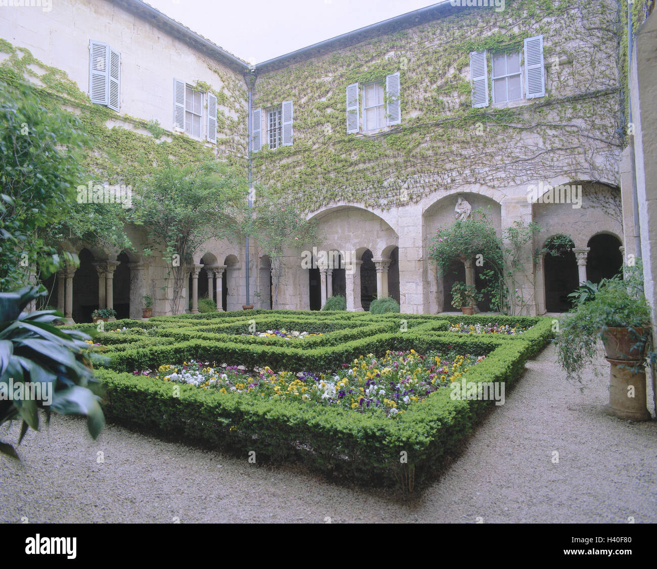 Cloister st paul de poor sole hi-res stock photography and images - Alamy