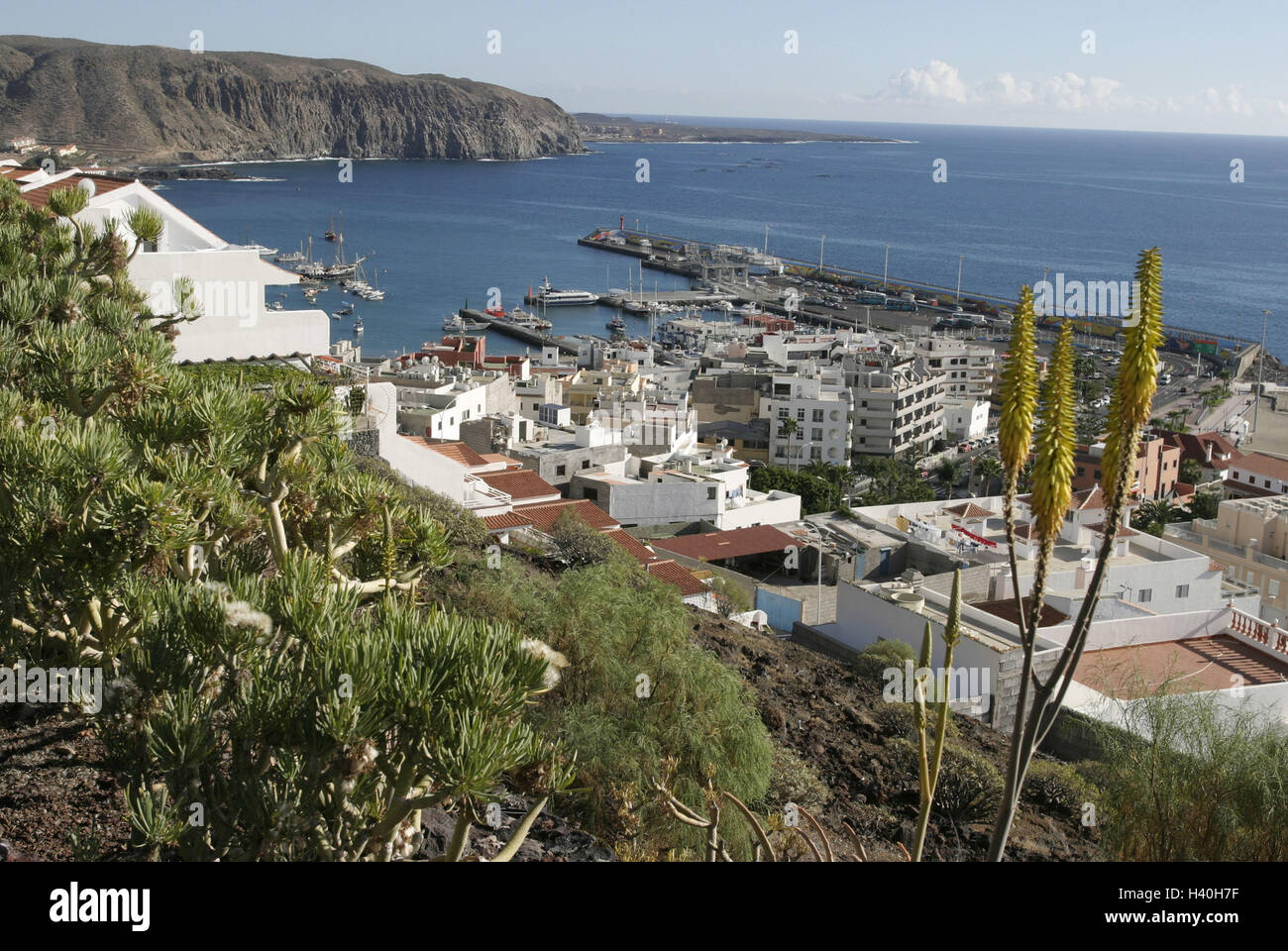 Spain, island Tenerife, batch Cristianos, town overview, harbour ...
