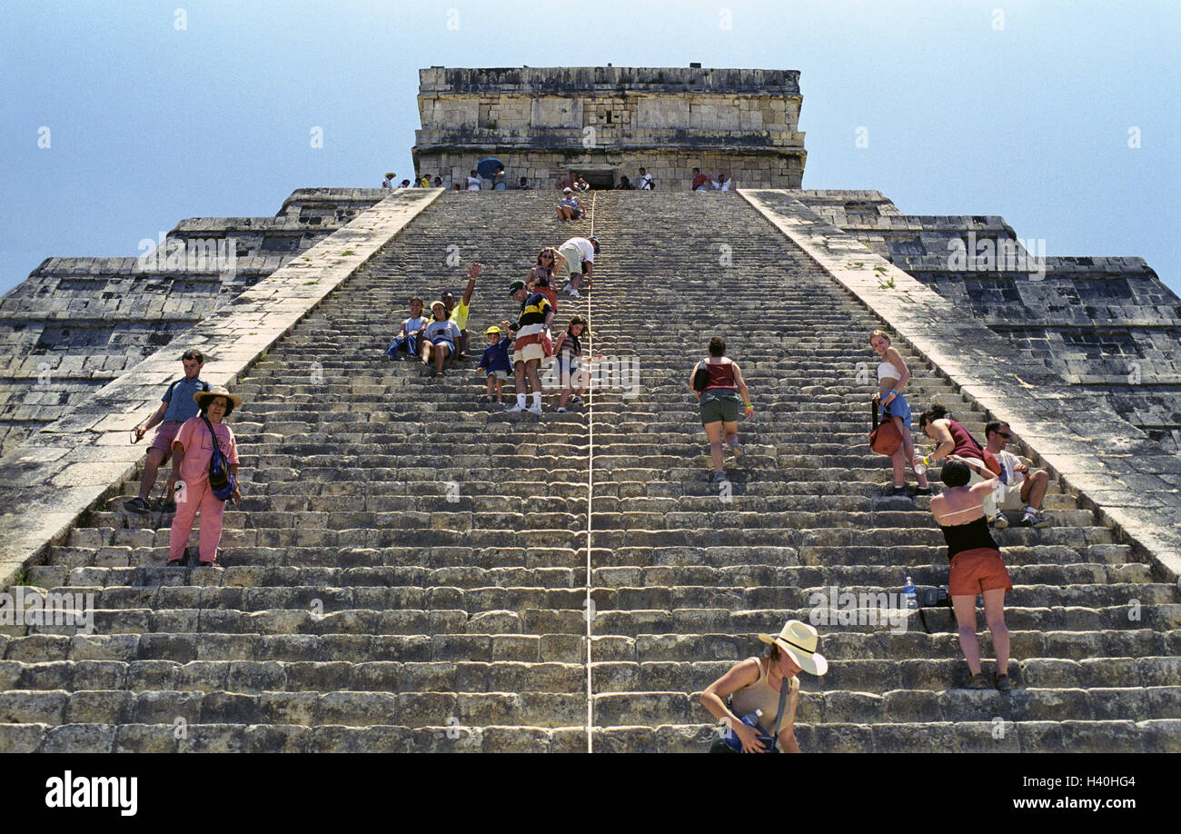 Mexico, Yucatan, Chichen Itza, step pyramid, "tablespoon Castillo ...