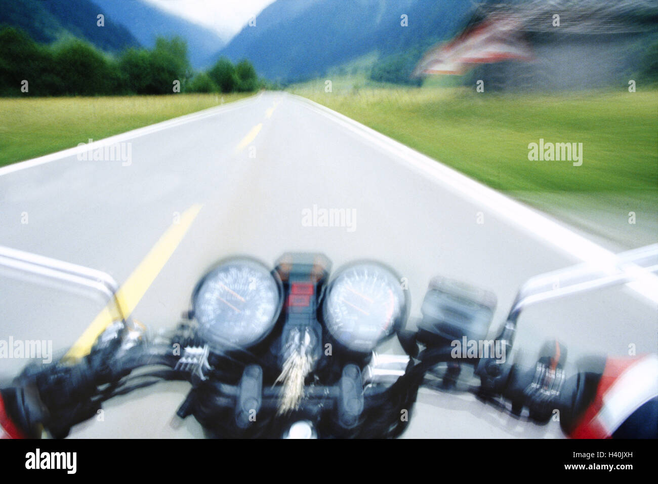 Country road, motorcyclist, detail, ruler, armatures, blur, street ...