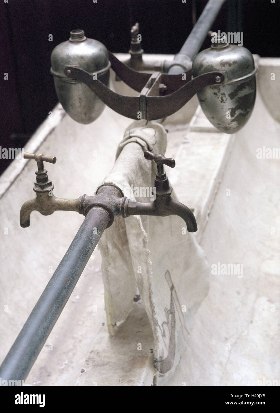 Sinks, detail, taps, soap dispensers, nostalgically, washing ...