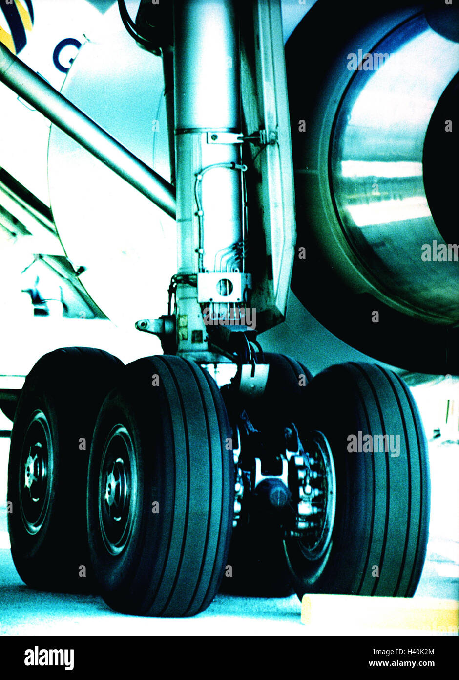 Airport, airbus industry, airbus, "Beluga", supertransporter, chassis ...