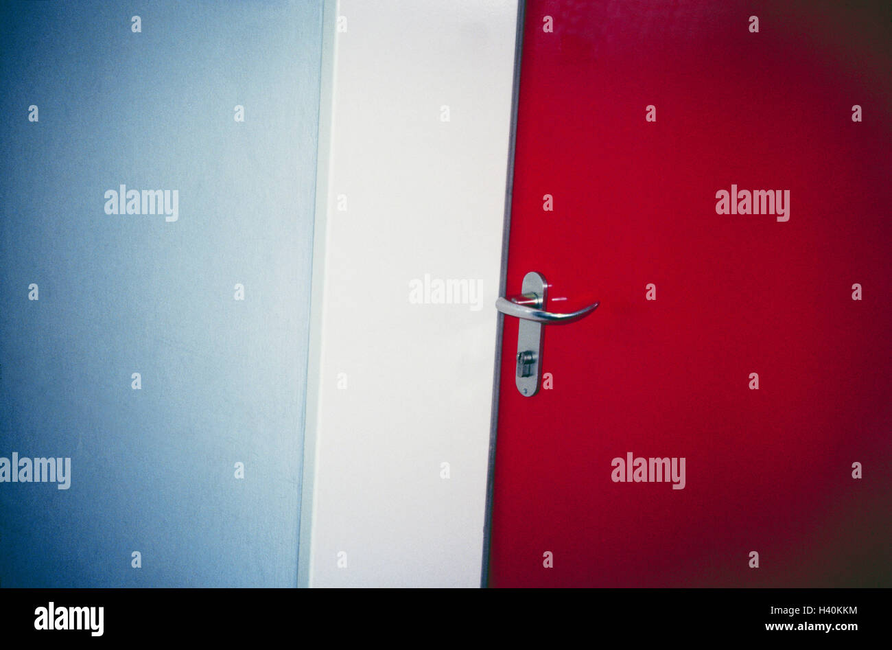 More poorly, door, red, detail, wall, input, front door, door handle ...