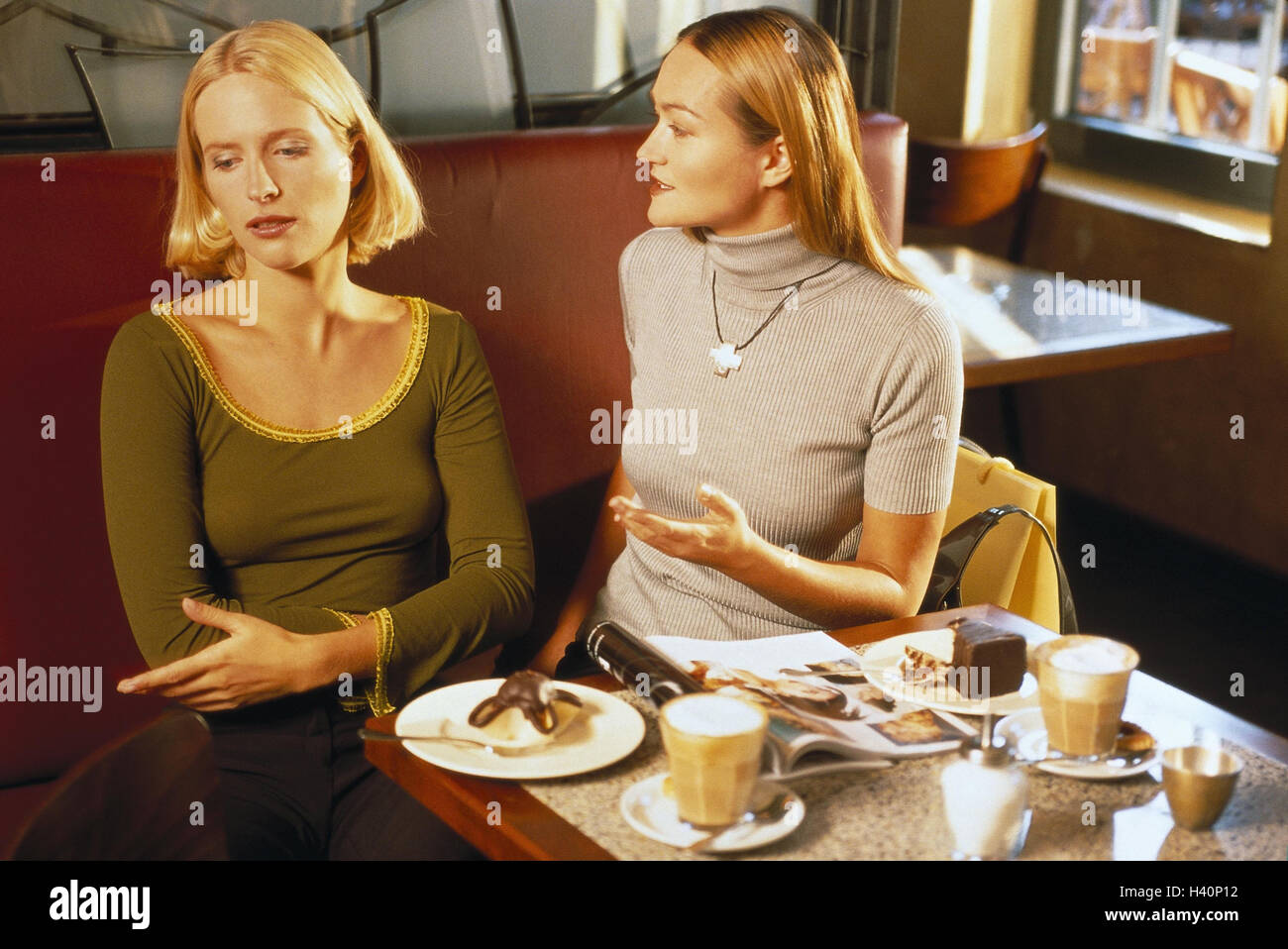 Cafe, women, coffee drinking, gesture, fight, friends, conversation ...