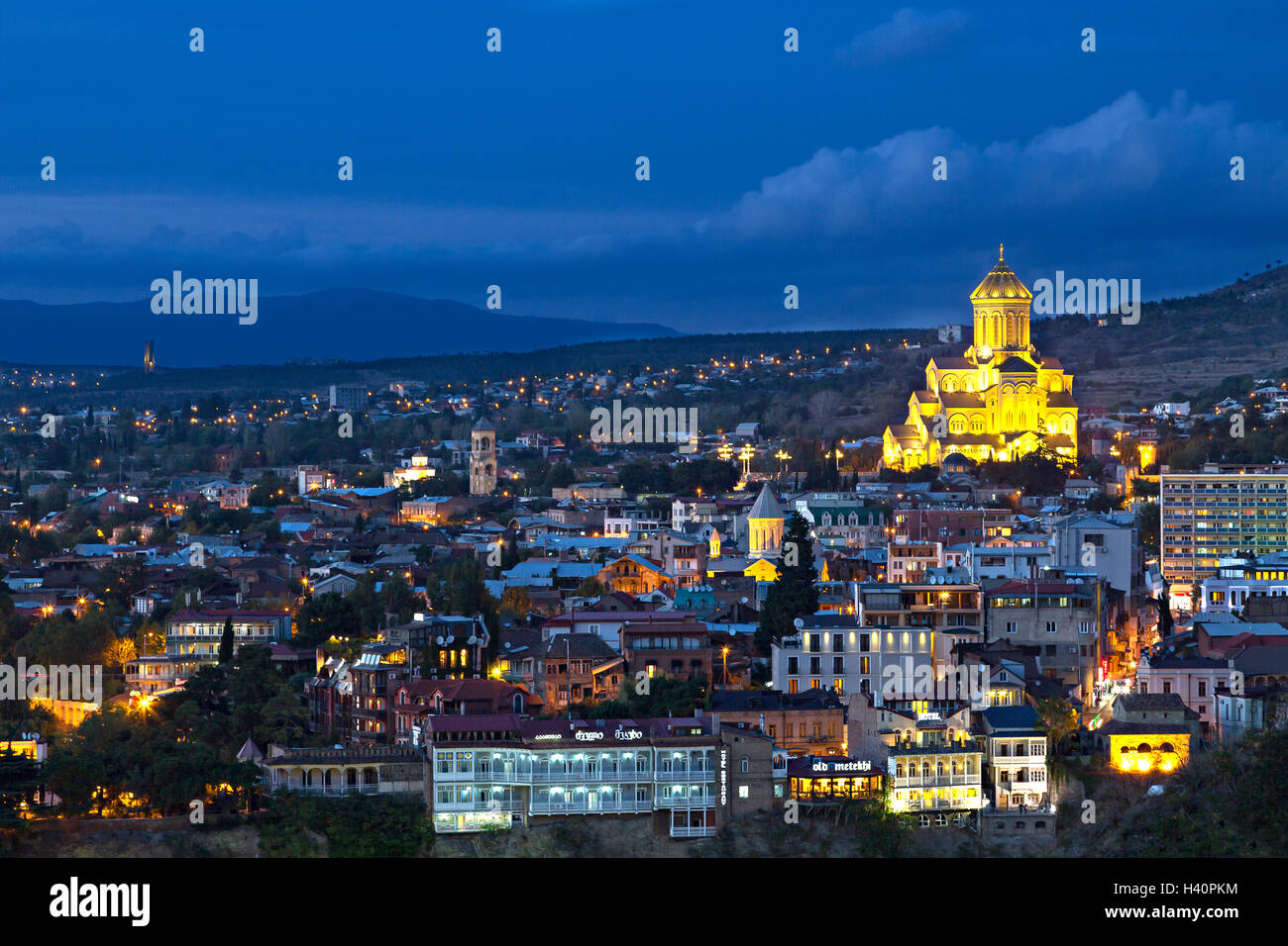 Night view of the city scenery hi-res stock photography and images - Alamy