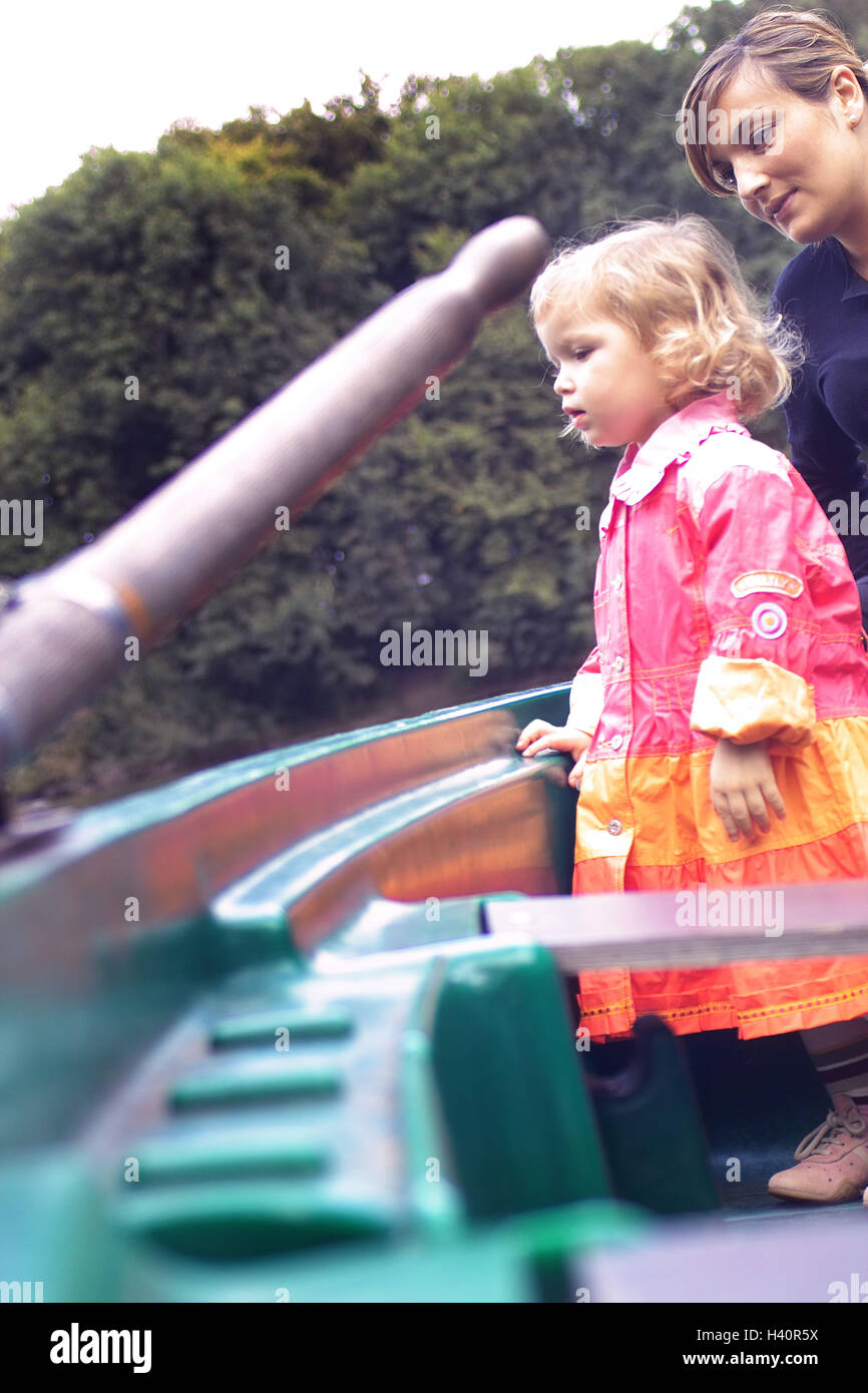 Nut, subsidiary, boat excursion, detail, parent, woman, young, child ...