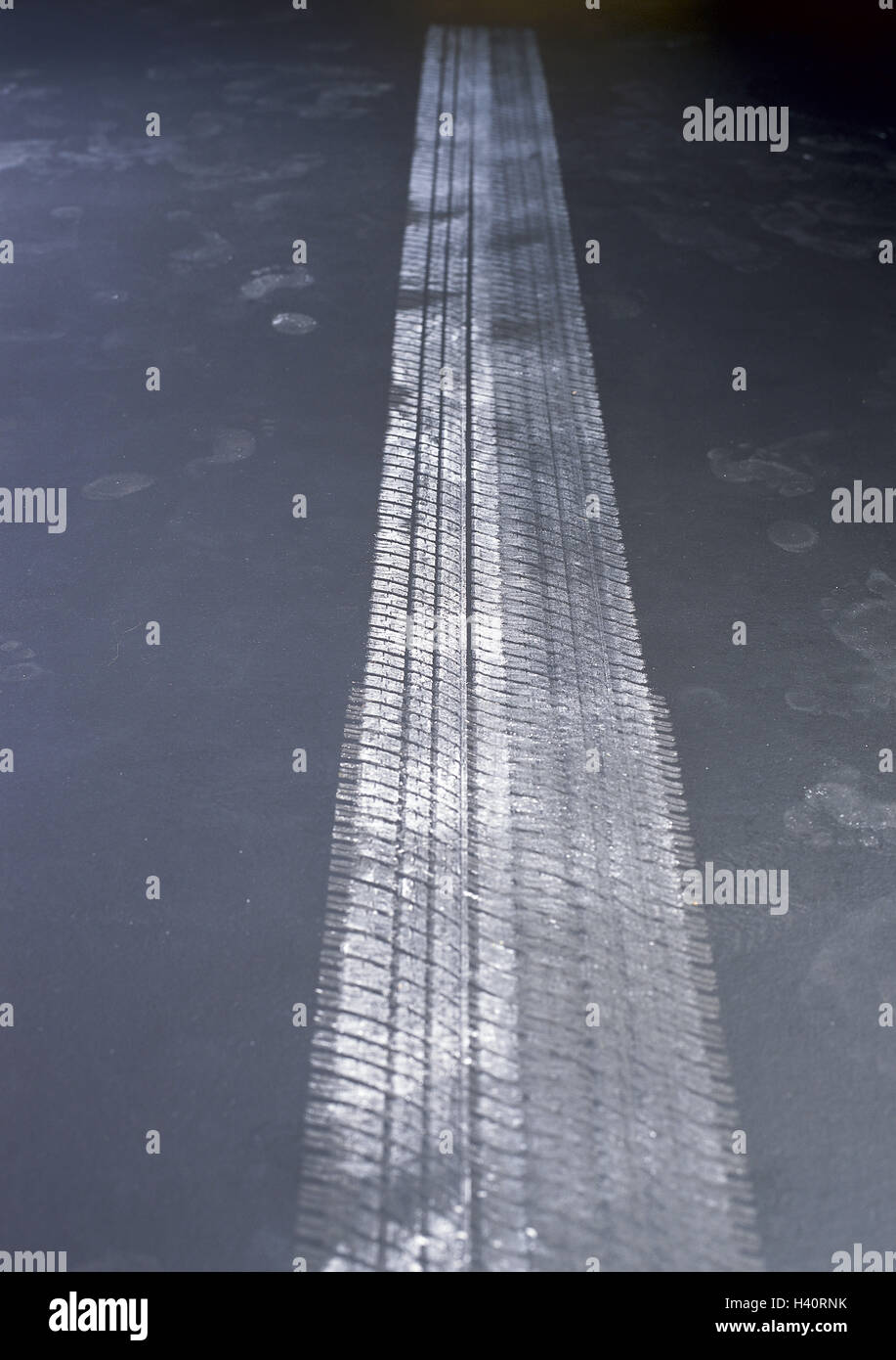 Tyre impression hi-res stock photography and images - Alamy