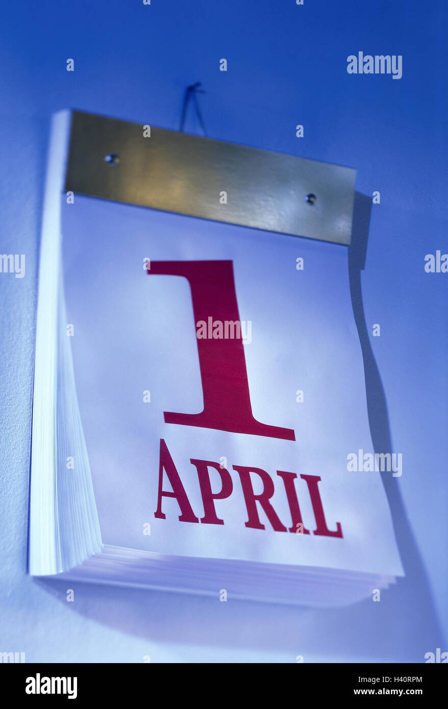 Calendar, calendar leaves, 1st of April, wall calendar, wall calendar ...