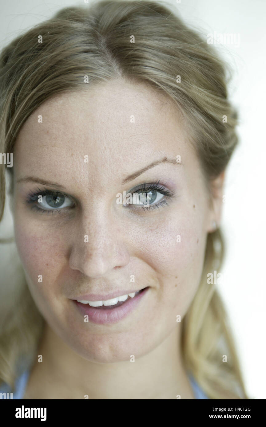 Cheeky smile hi-res stock photography and images - Alamy