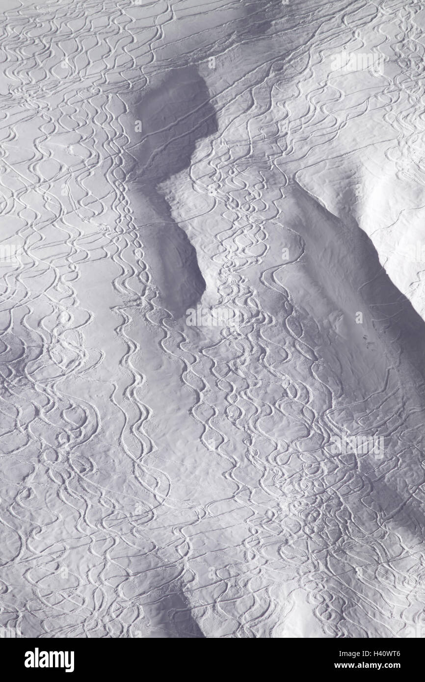 Austria, Montafon, Silvretta Nova, skiing area, deep snow inclination ...