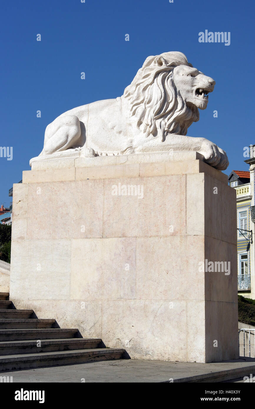Detail of a white lion statue Stock Photo - Alamy