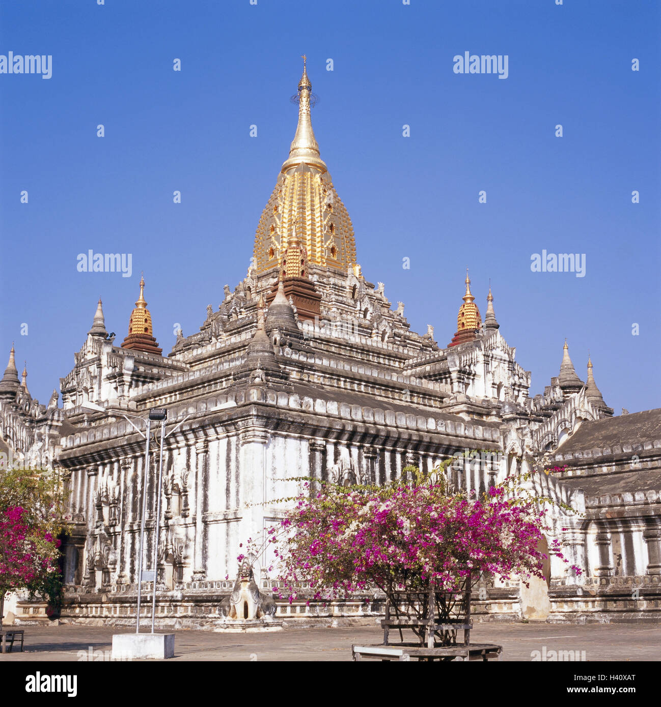 Anandatempel hi-res stock photography and images - Alamy