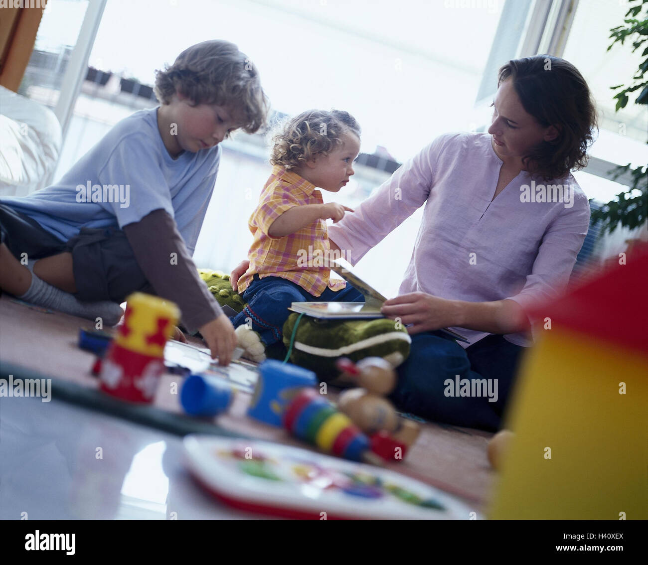 Baby sitter and children hi-res stock photography and images - Alamy
