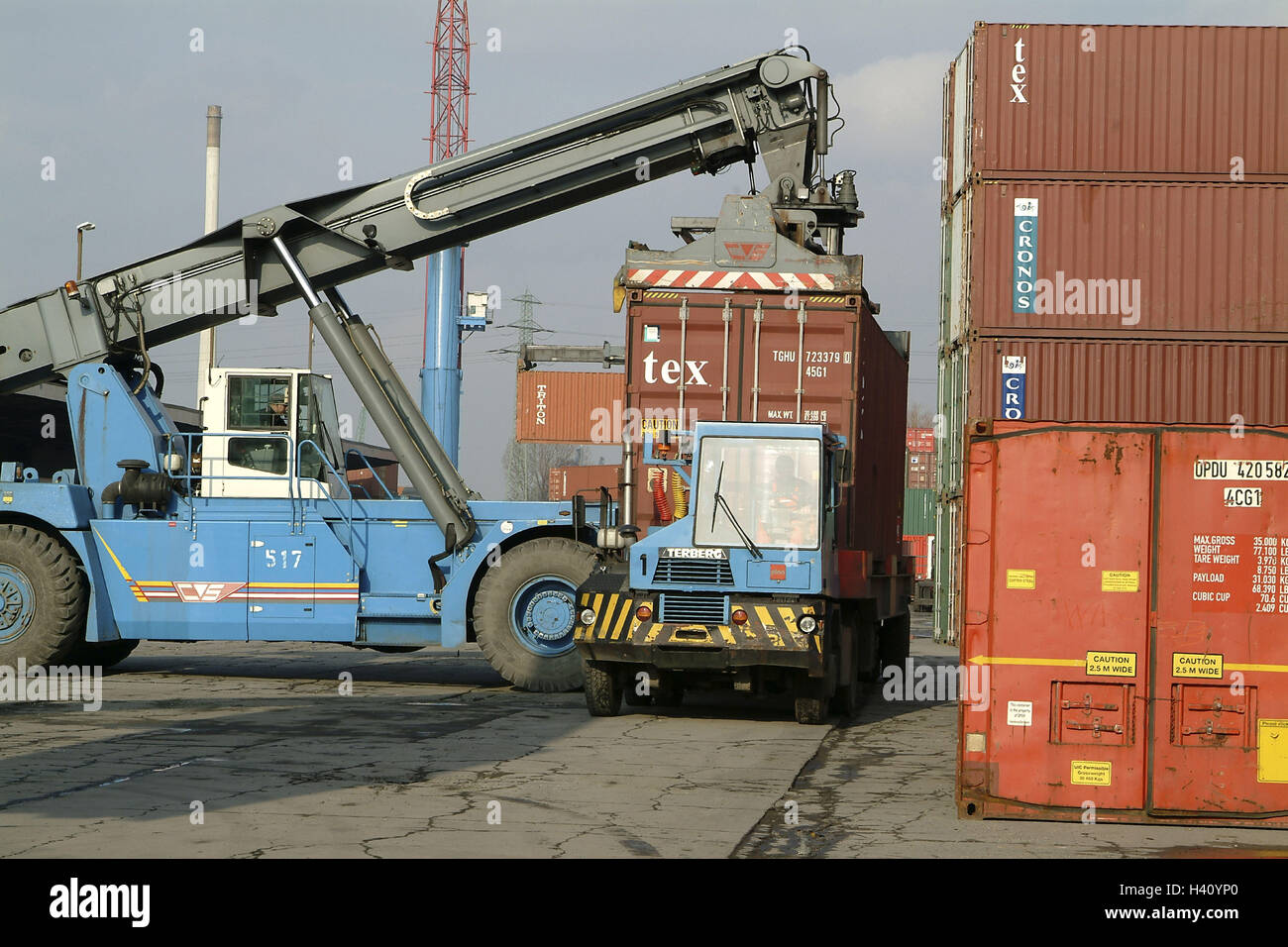 Buss terminal hi-res stock photography and images - Alamy