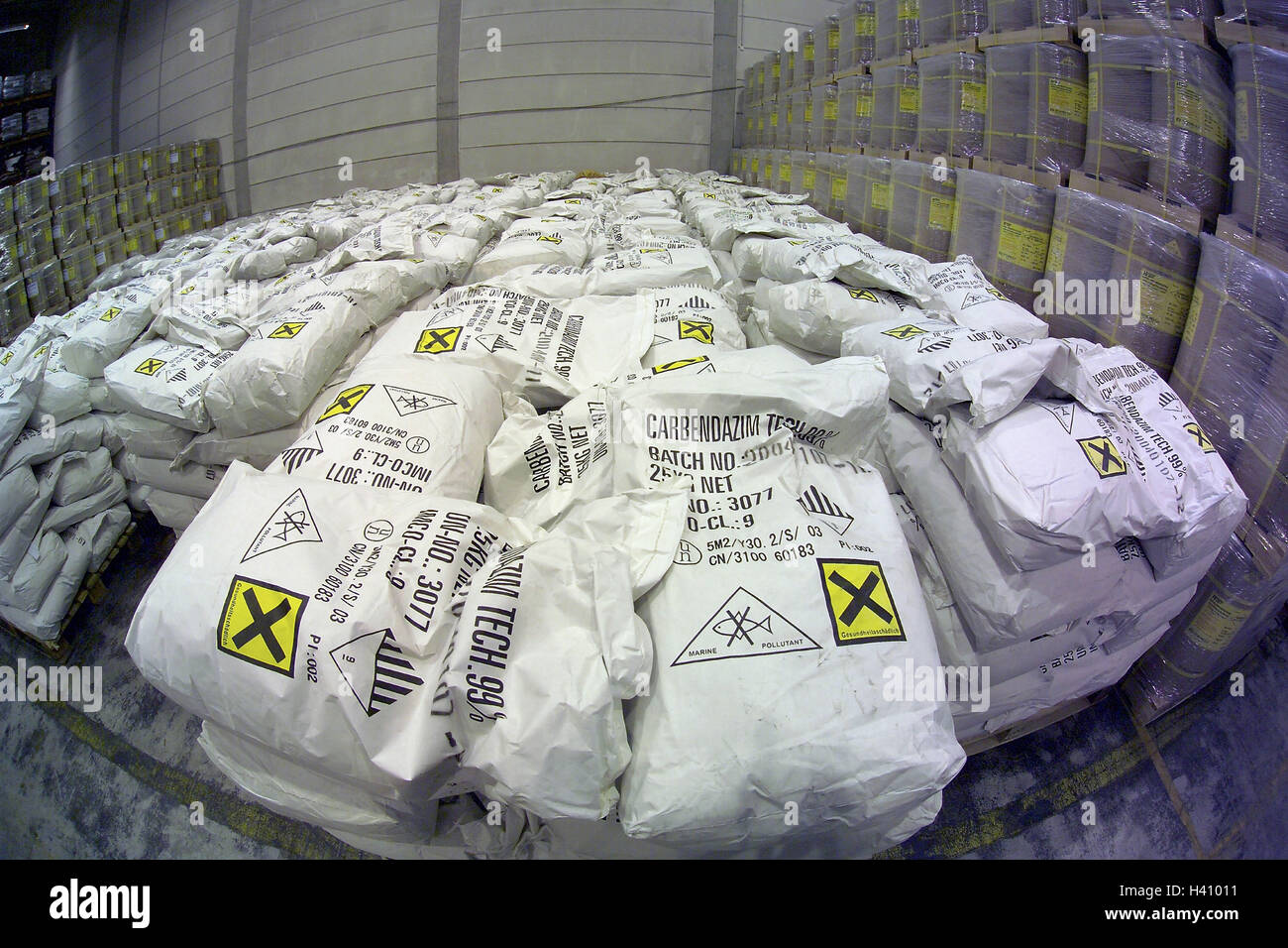 General cargo warehouse hi-res stock photography and images - Alamy
