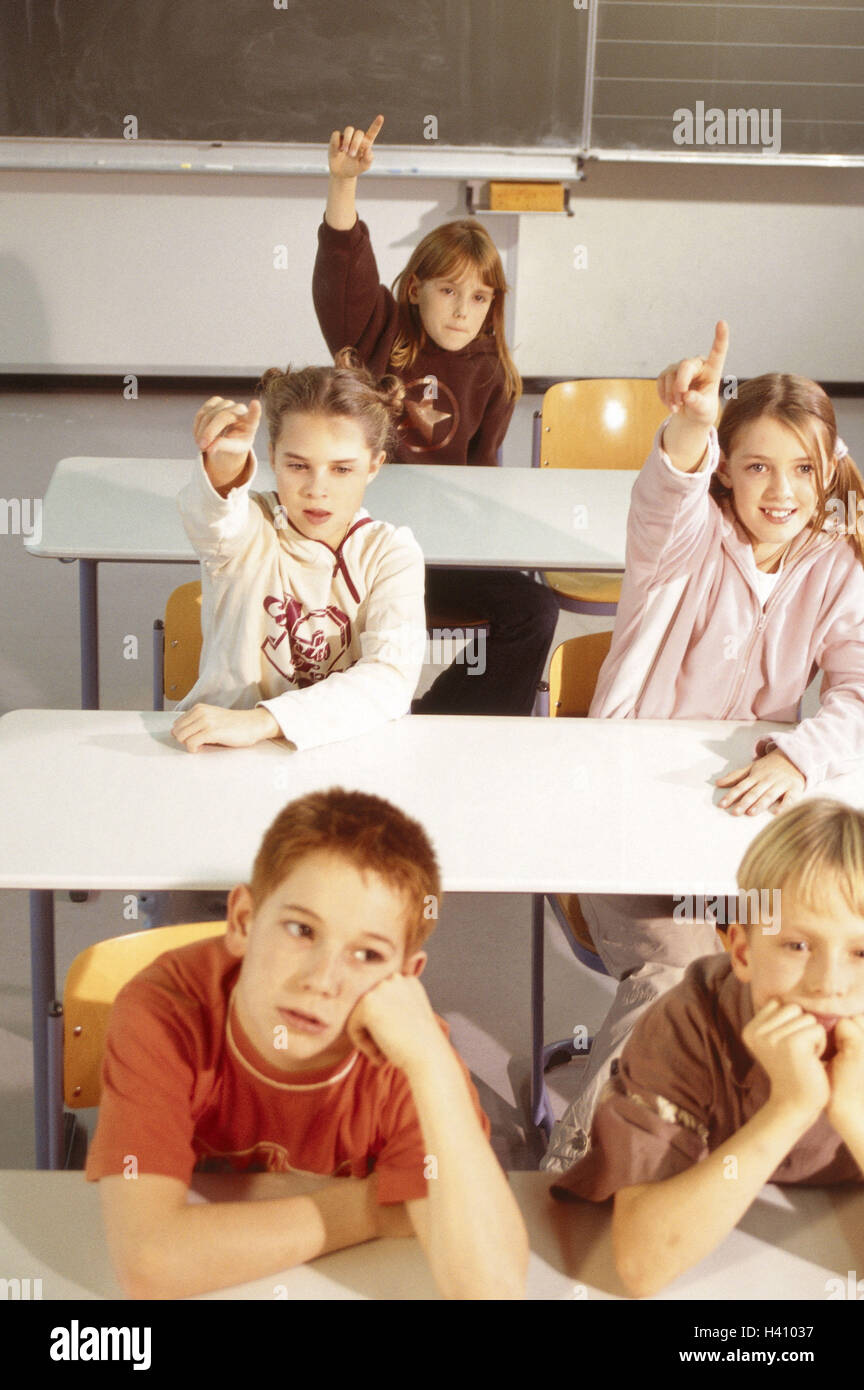 Classroom, school desks, schoolgirls, schoolboys, bored, motivates ...