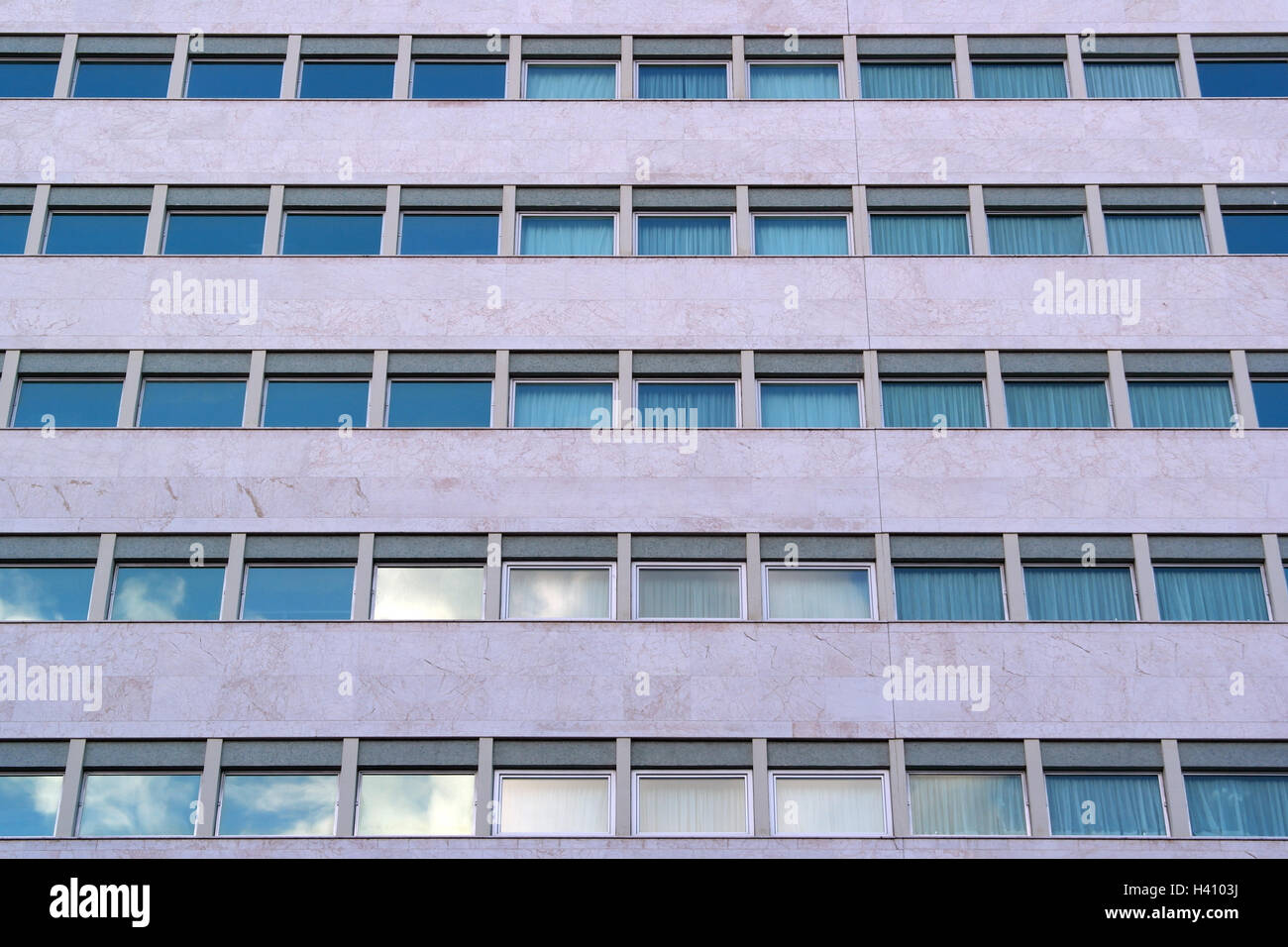 Modern mirrored building Stock Photo - Alamy