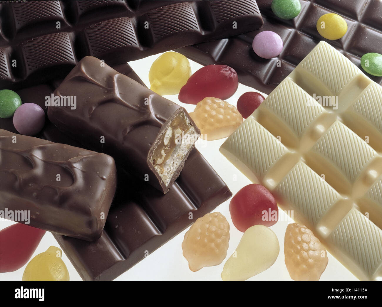Sweets, differently, detail, Still life, cut out, Smarties, chocolate ...
