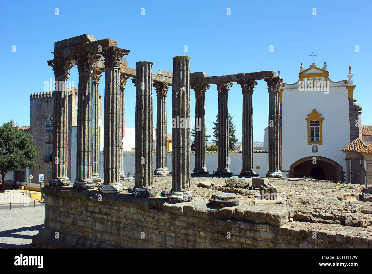 Roman temple, Evora, Portugal Stock Photo - Alamy
