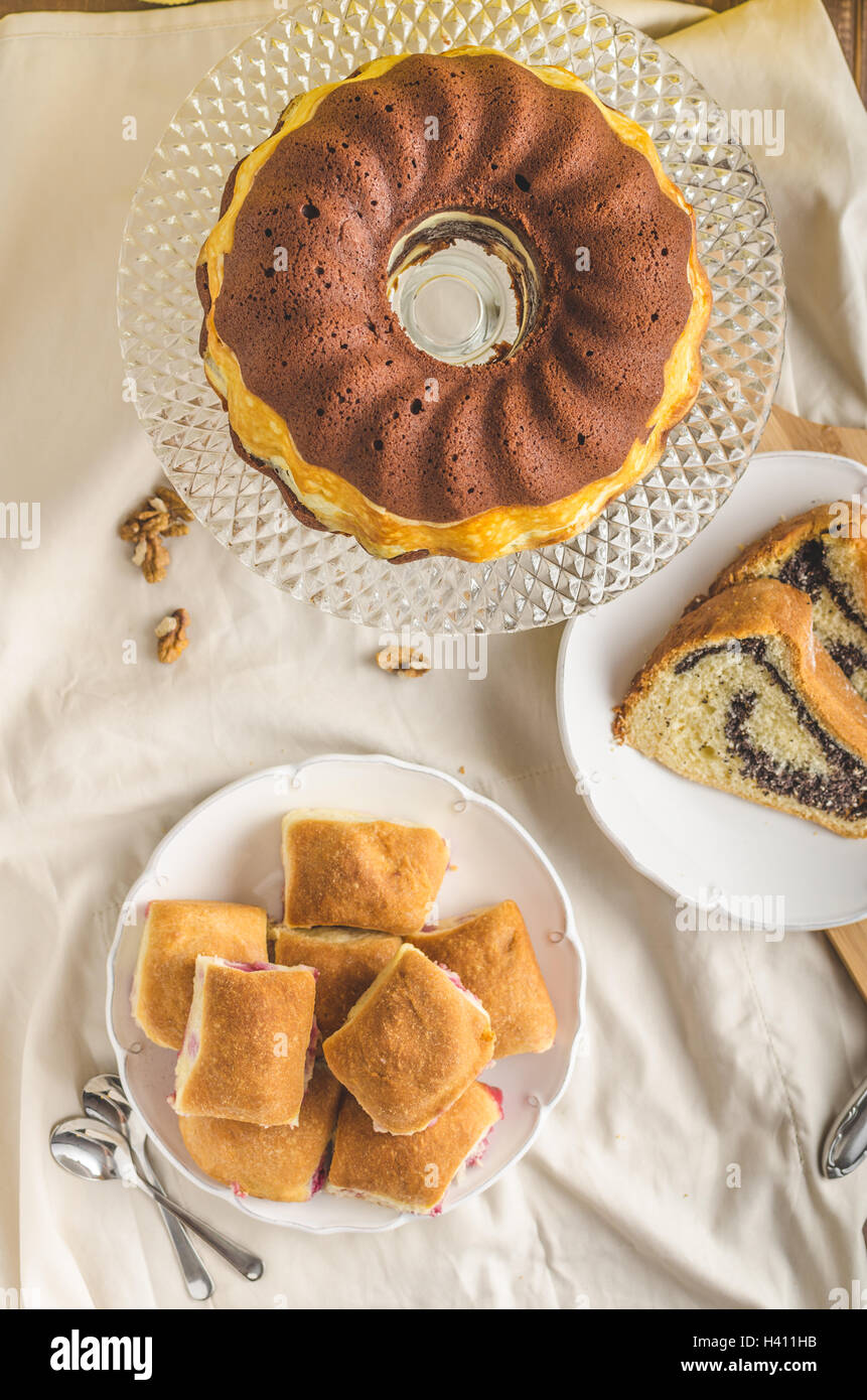 Cottage cheese cake and stuffed buns, all homemade, delicious and ...