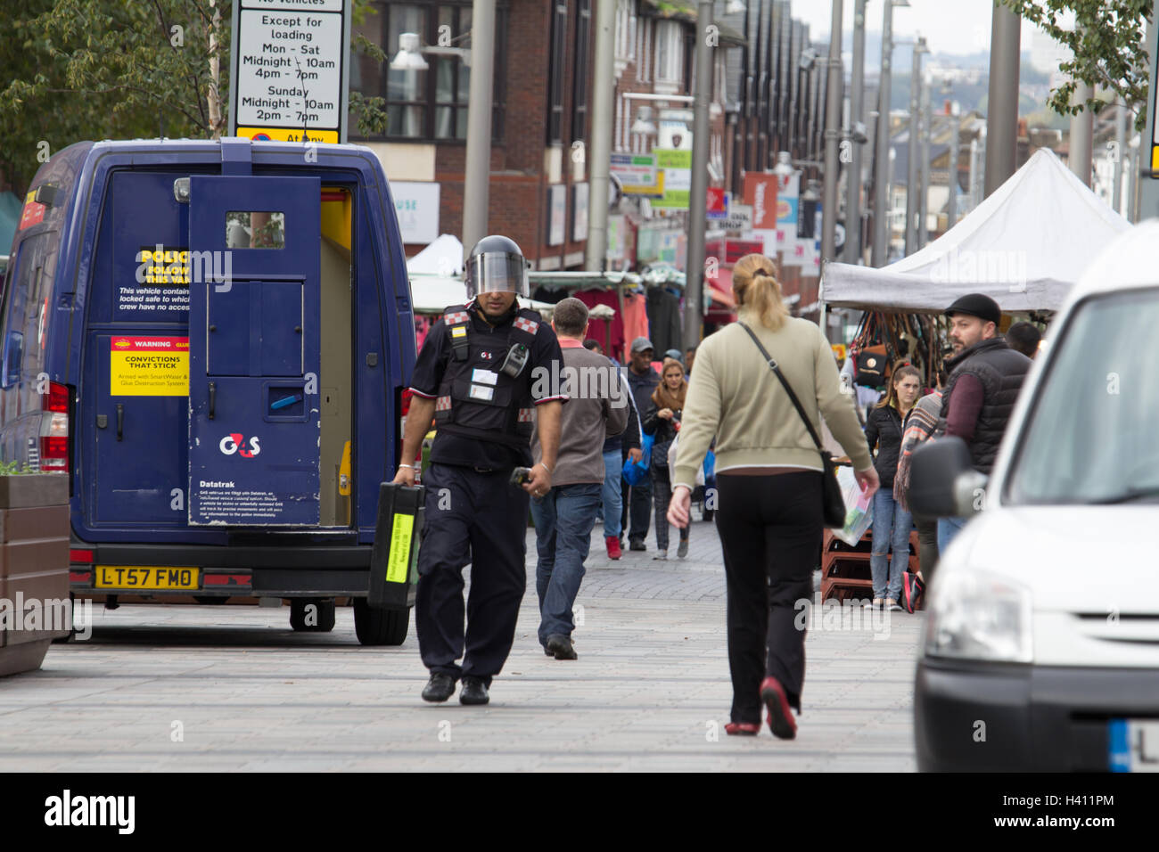 Security Delivery High Resolution Stock Photography and Images - Alamy