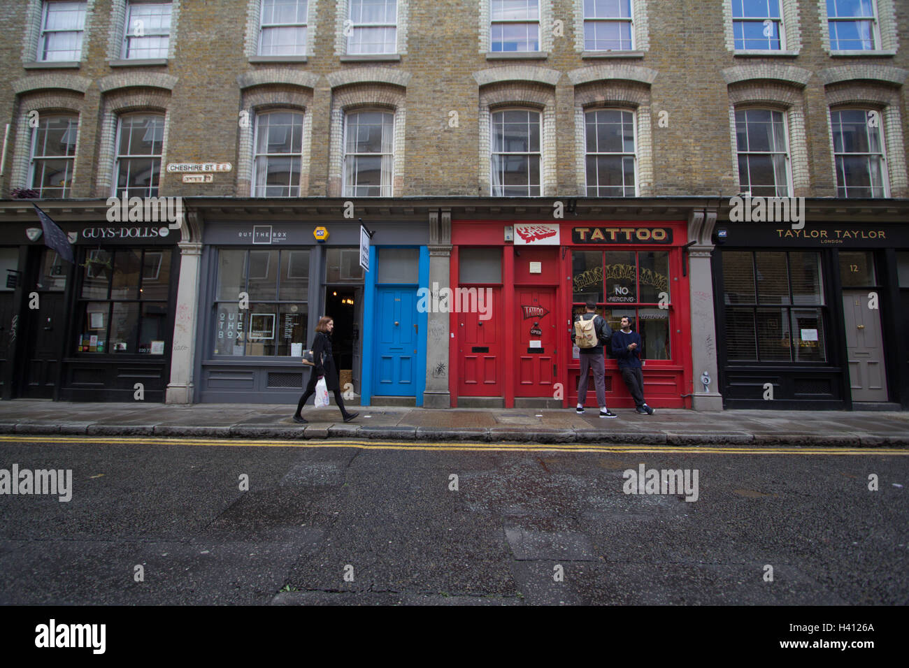 Retail shops, Cheshire Street, Shoreditch , London Stock Photo - Alamy