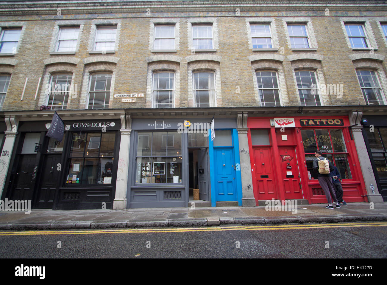 Retail shops, Cheshire Street, Shoreditch , London Stock Photo - Alamy