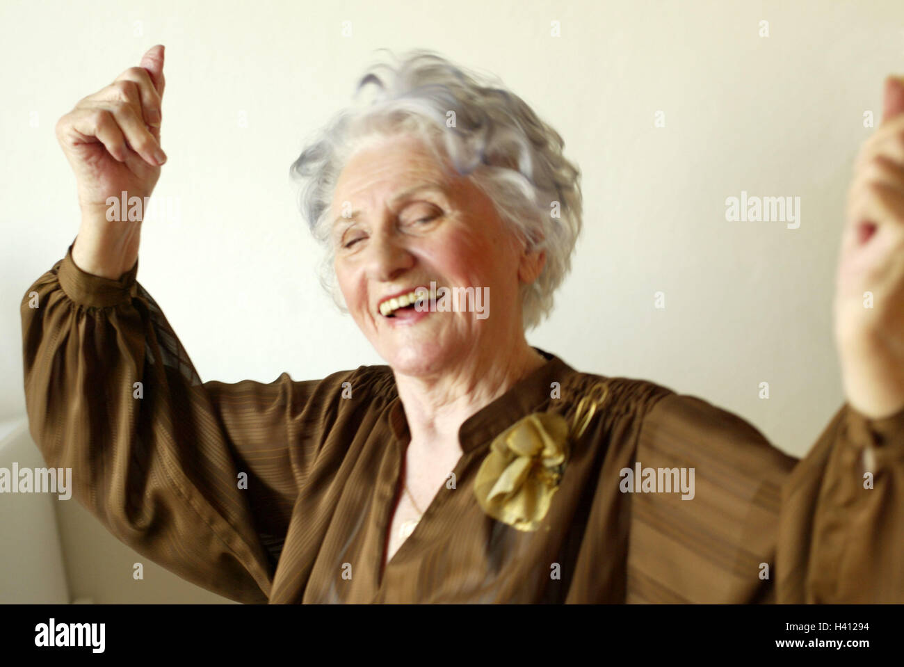 Senior, elegantly, happy, melted, portrait, 60-70 years, woman ...