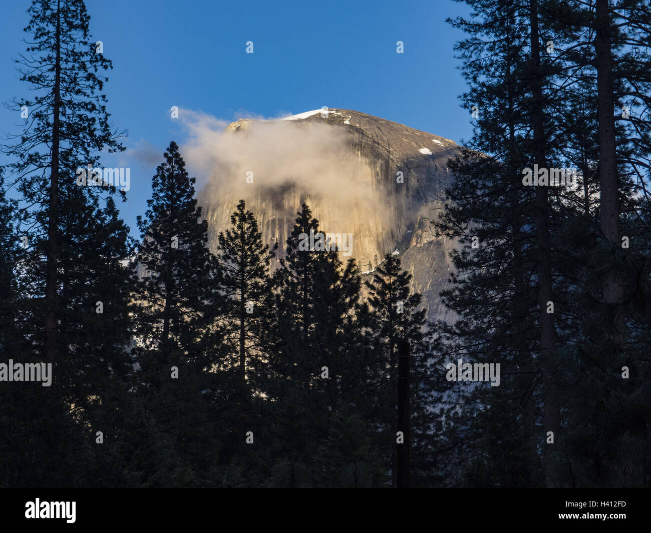 Clouds half dome hi-res stock photography and images - Alamy